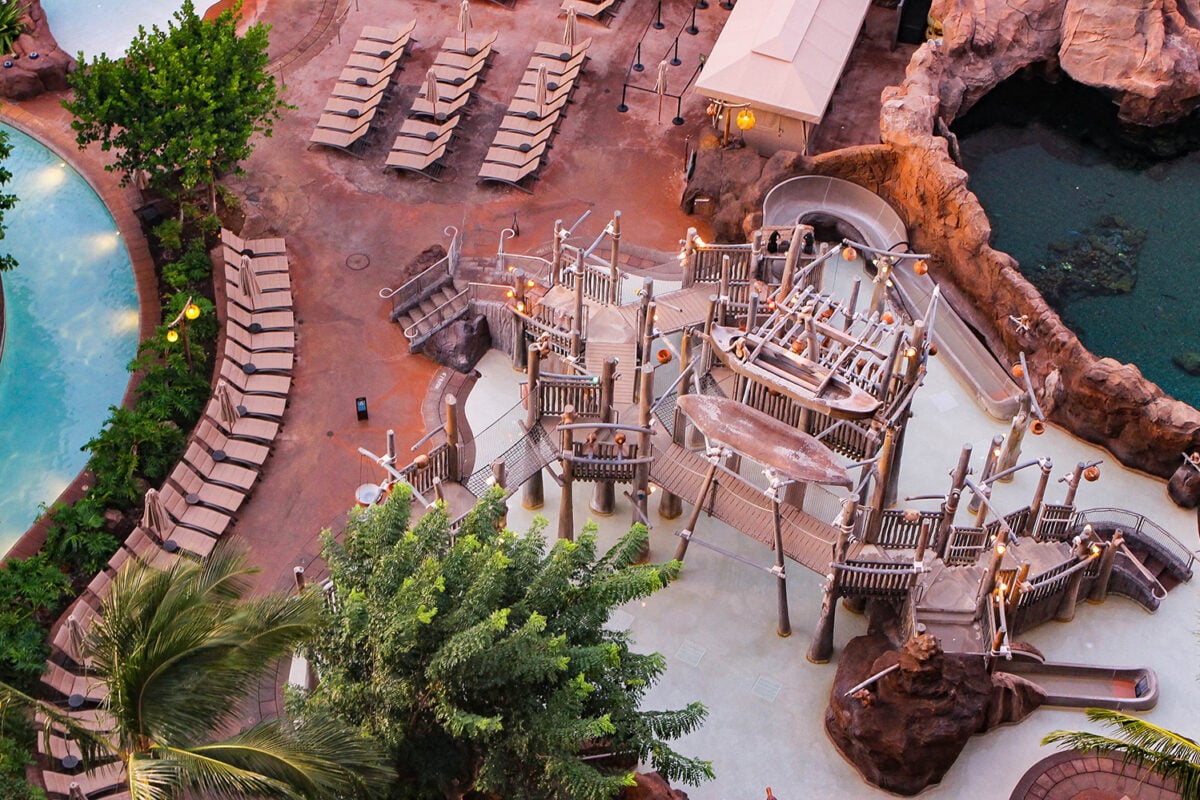 Disney Aulani: A Full Family Guide - Lipgloss and Crayons