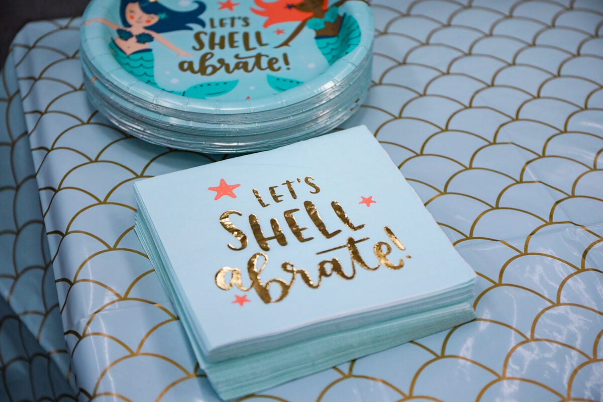 Michaels Birthday Party - Lipgloss and Crayons